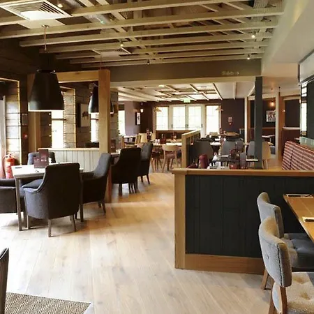 Premier Inn Premier Inn Redditch North: 3 star Hotel with a Minimum ...