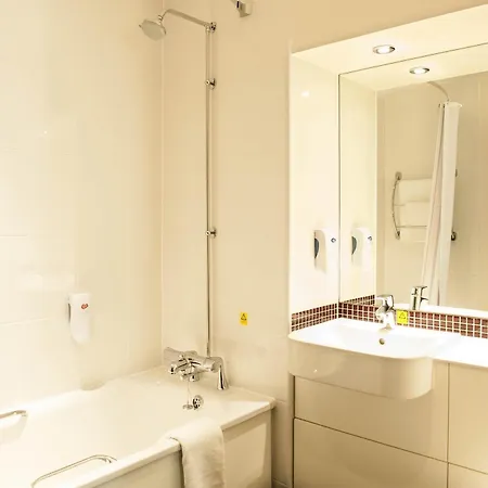 Premier Inn Worcester City Centre: 3 star Hotel with a Minimum Price 80 ...