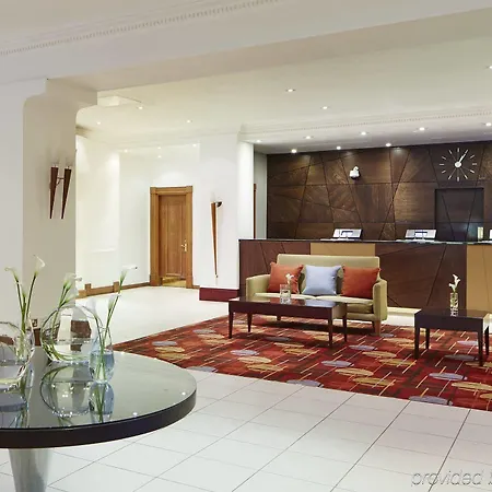 Delta Hotels By Marriott Swindon: 4 star Hotel with a Minimum Price 70 ...