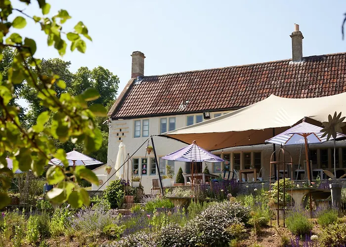 Premier Inn Premier Inn Redditch North: 3 star Hotel with a Minimum ...