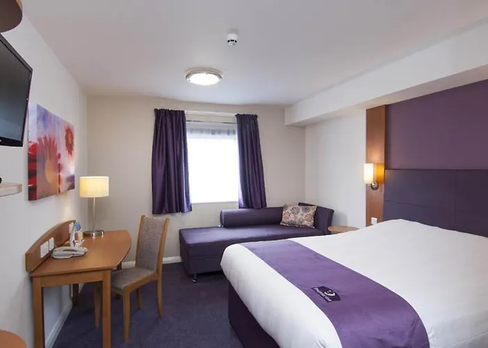 Premier Inn Norwich Nelson City Centre: 3 star Hotel with a Minimum ...